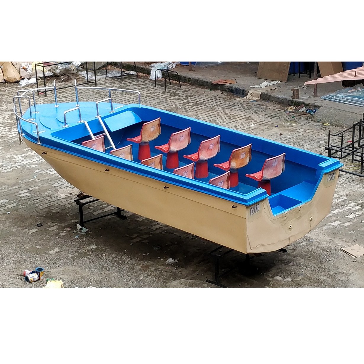 Passenger Boat - 18 ft